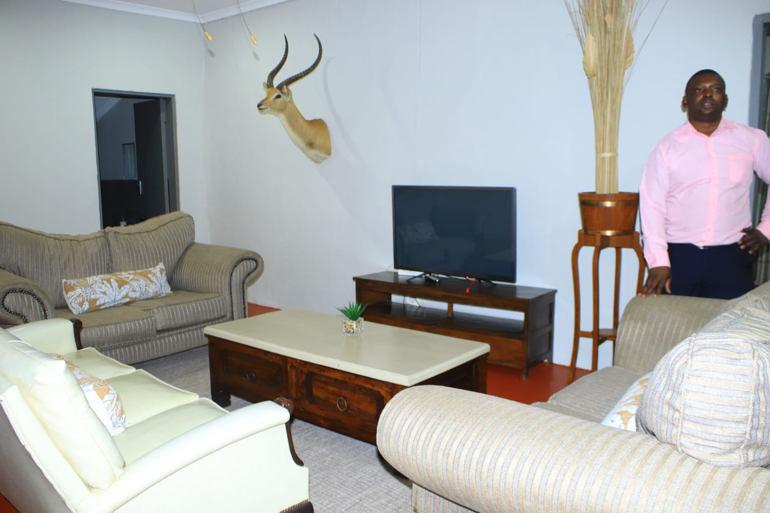 4 Bedrooms Farm Unit – Mashamba Game Lodge